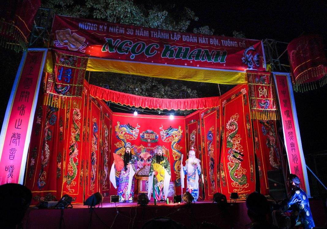 Saigon-based hat boi troupe celebrates 30th anniversary in Hue - The ...