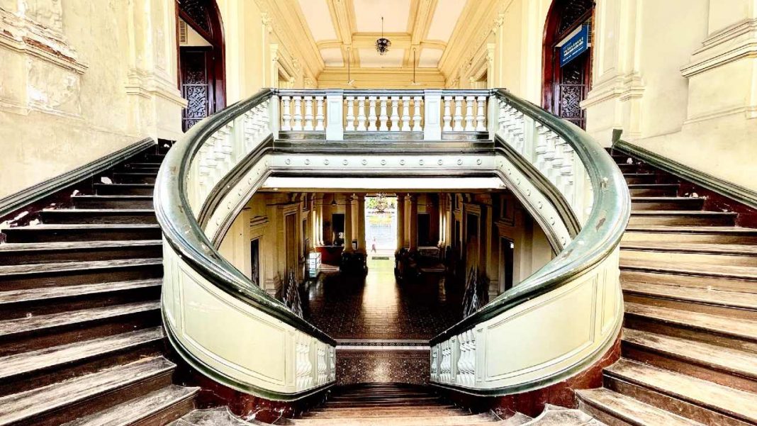 Examples of French colonial architecture in Saigon - The Saigon Times