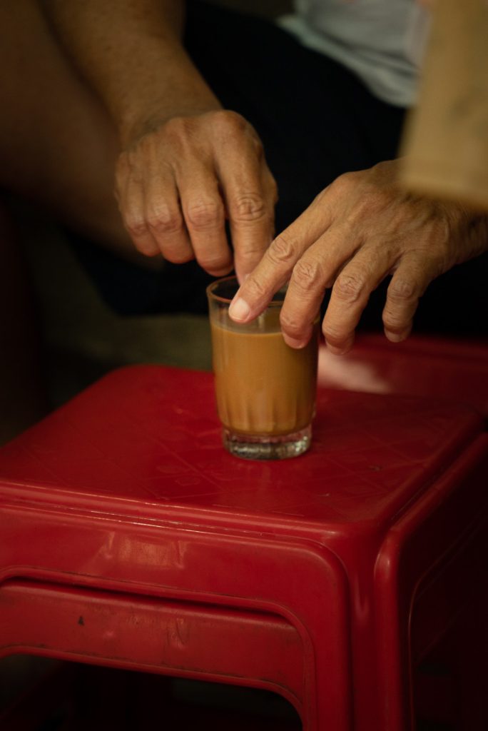 Brewing coffee using cloth filters - The Saigon Times