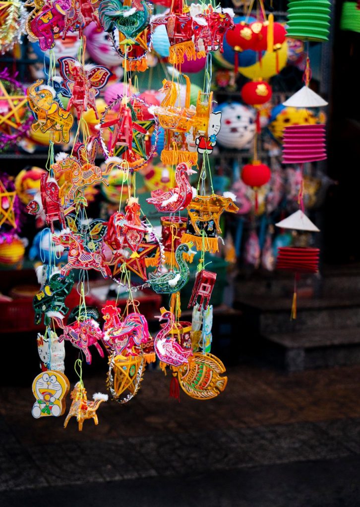 Traditional lanterns light up Full Moon Festival - The Saigon Times