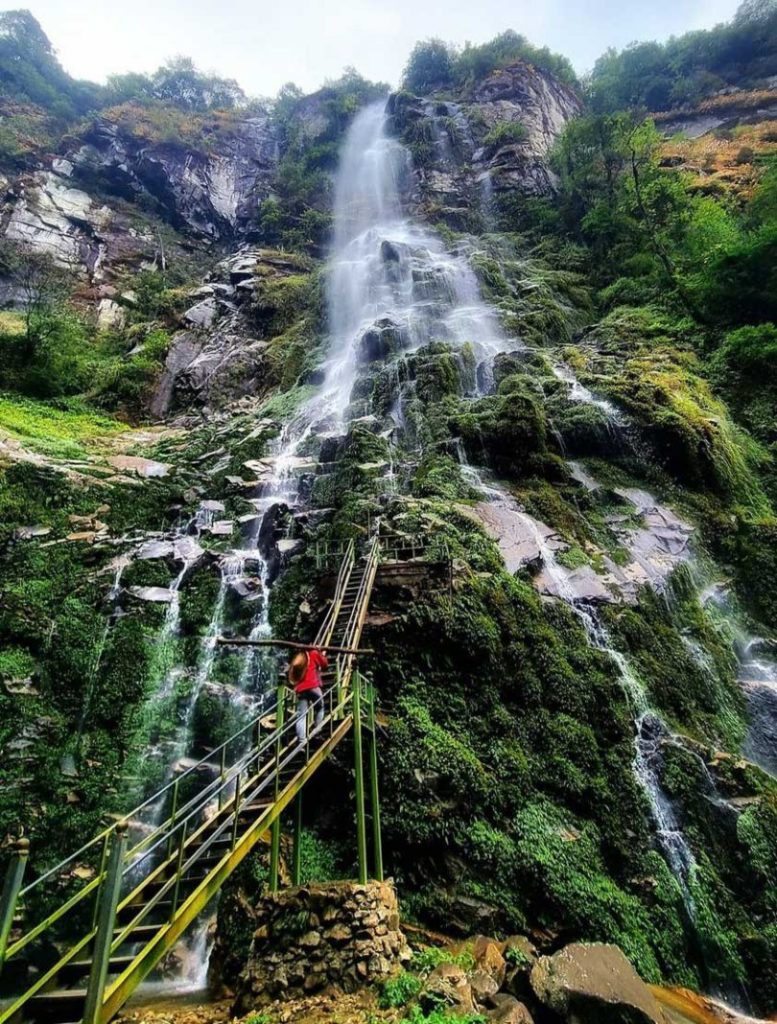 The breathtaking Ong Chua Waterfall - The Saigon Times