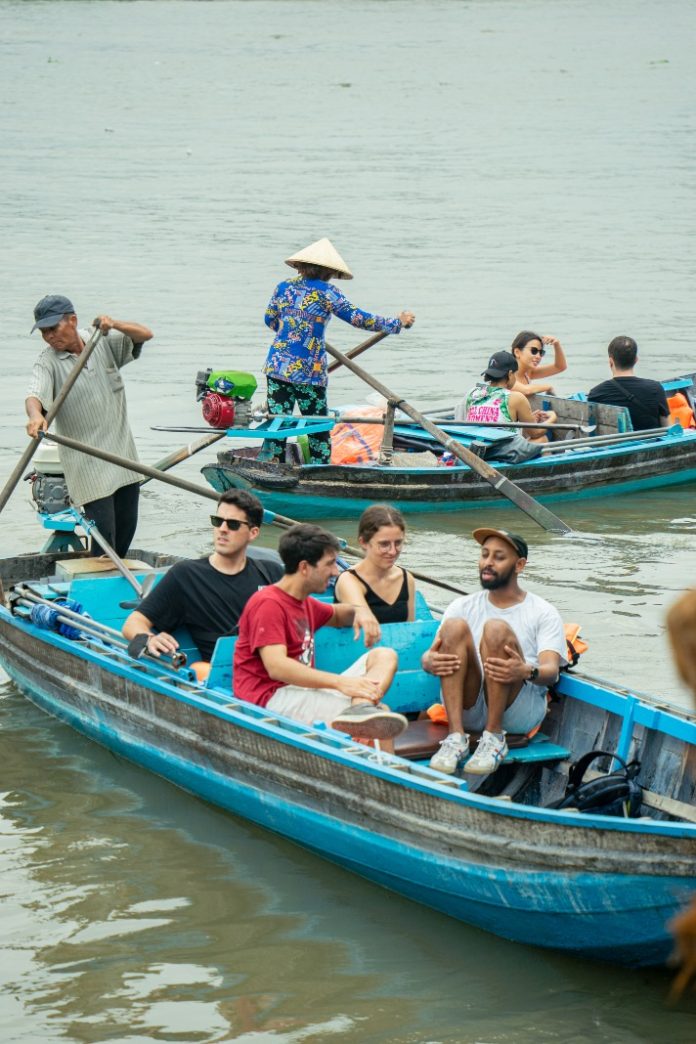 Trading on boats