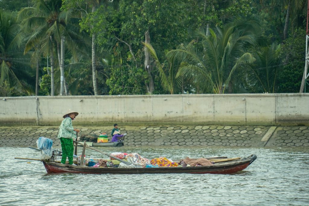 Trading on boats