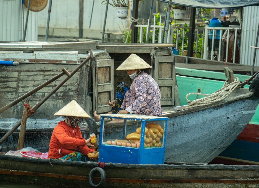 Trading on boats
