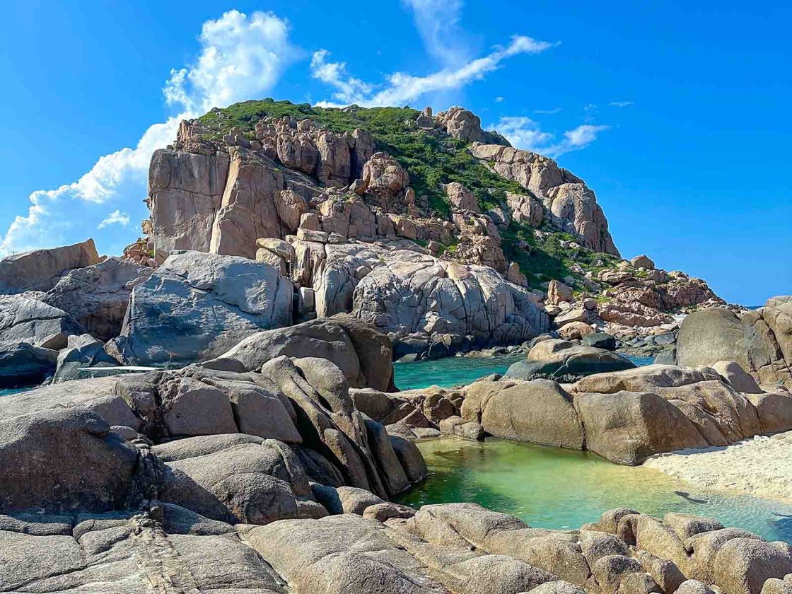 ﻿Discover Hon Rua Beach in Ninh Thuan - The Saigon Times